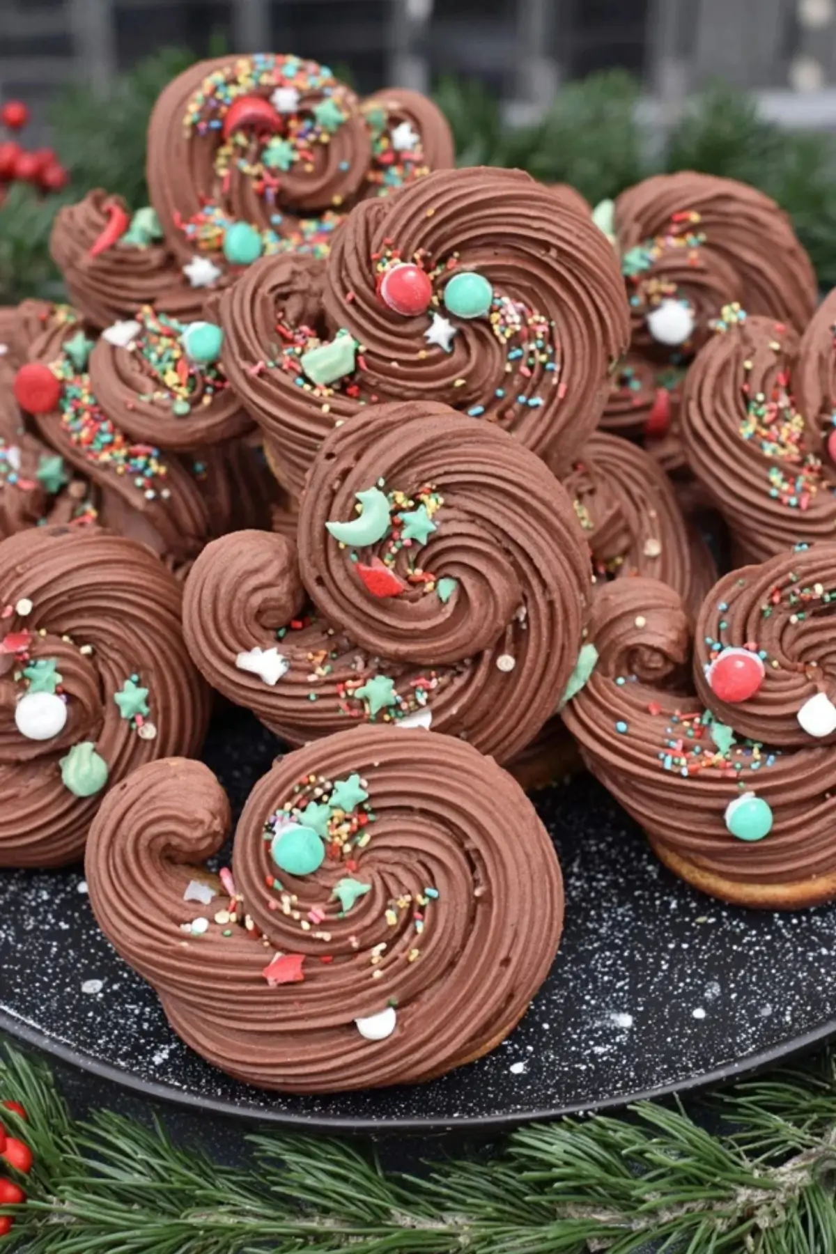 Weihnachtliche Wiener Kringel: Schokoladiges Spritzgebäck für festliche ...